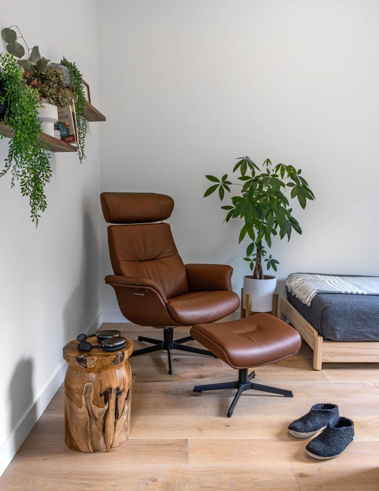 Conform Timeout Chair